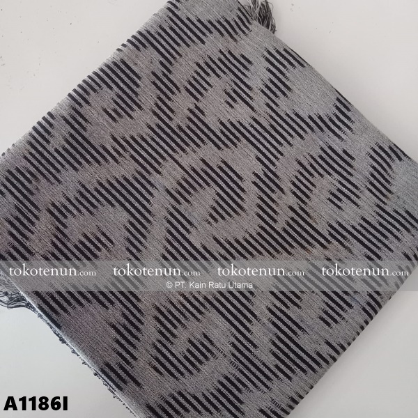 Jual Tenun Ikat Motif Ukir Abu A1186I | Tokotenun.com