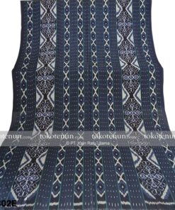 Tenun Ikat Lungsi : Pengertian, Cara Pembuatan & Manfaatnya