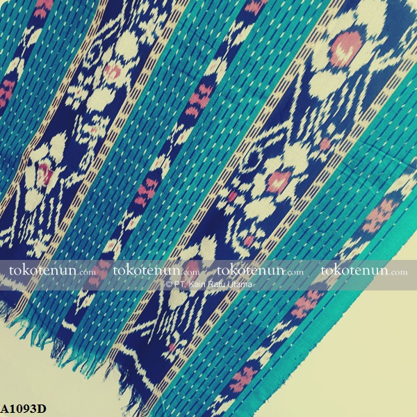 Jual Kain Tenun Motif Mawar Khas Sabu A1093D | TOKOTENUN.com
