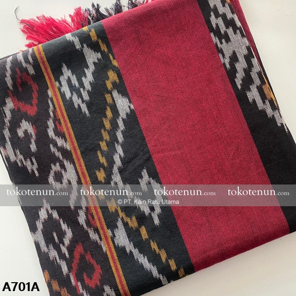 Jual Kain Tenun Ikat Motif Rote NTT A701A | Tokotenun.com