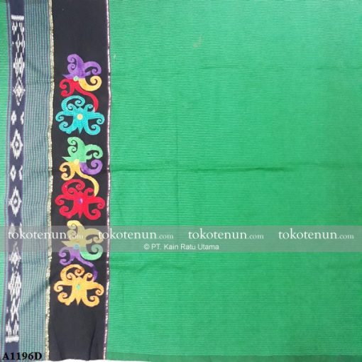 Jual Kain Tenun Motif Dayak A1196 | Tokotenun.com
