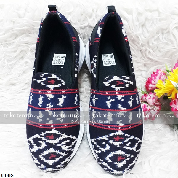 Jual Sepatu Tenun Model Slip On U005 | Tokotenun.com